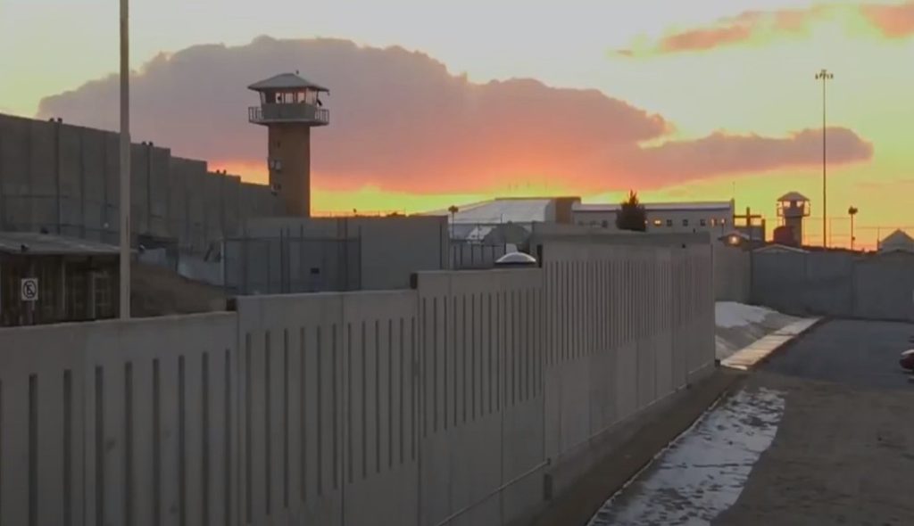 Denuncian familiares intoxicación de presos en cárcel de El Hongo ...